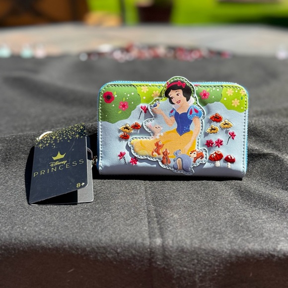 Loungefly | Bags | Loungefly Snow White And The Seven Dwarfs Exclusive ...